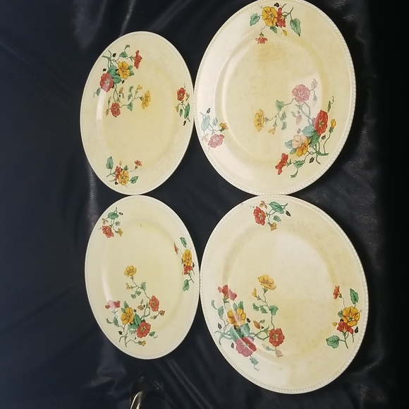 unknown | Dining | Uranium Glazed Pottery Dinner Plates | Poshmark